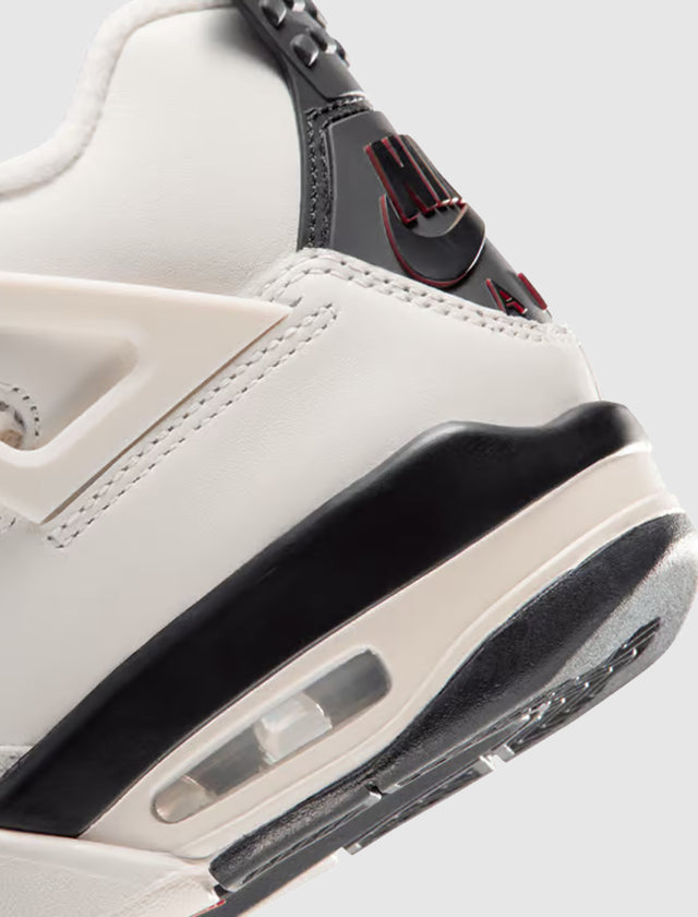 AIR JORDAN 4 RETRO OG FC GS – Social Status