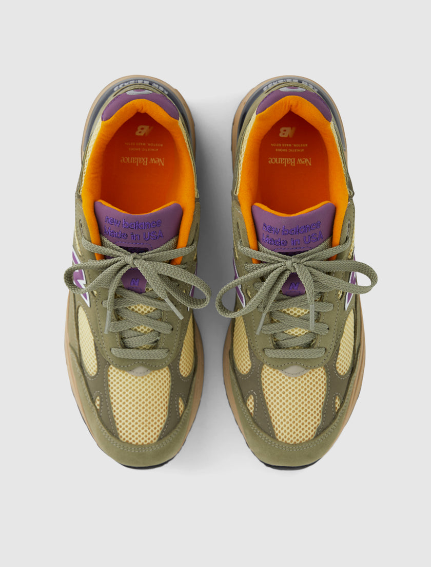 MADE IN USA 993 "OLIVE" – Social Status